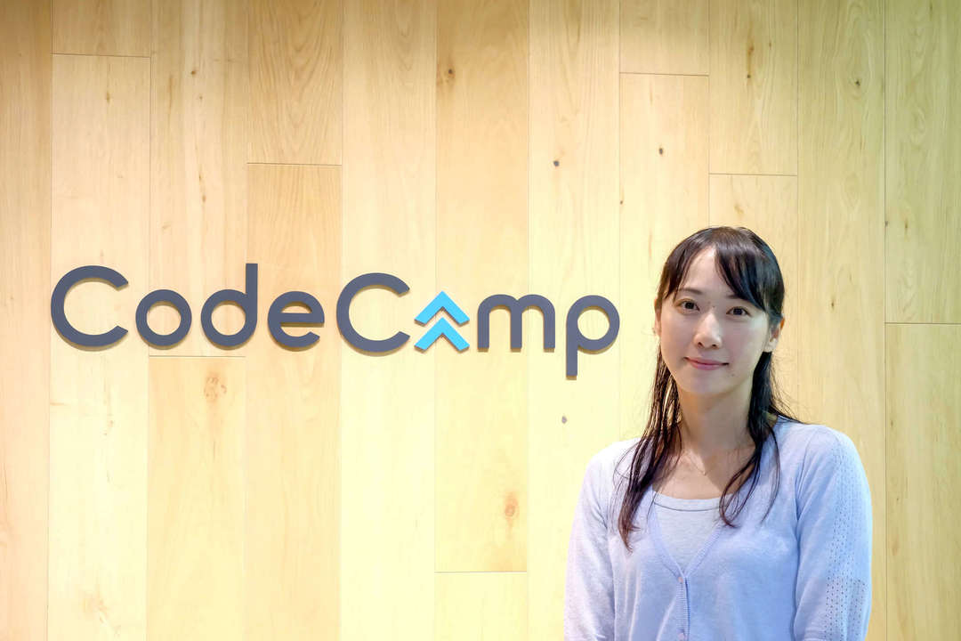 プログラミングで挫折しそうになった人の力に【CodeCamp人気講師 #5 杉浦先生】 | CodeCampus